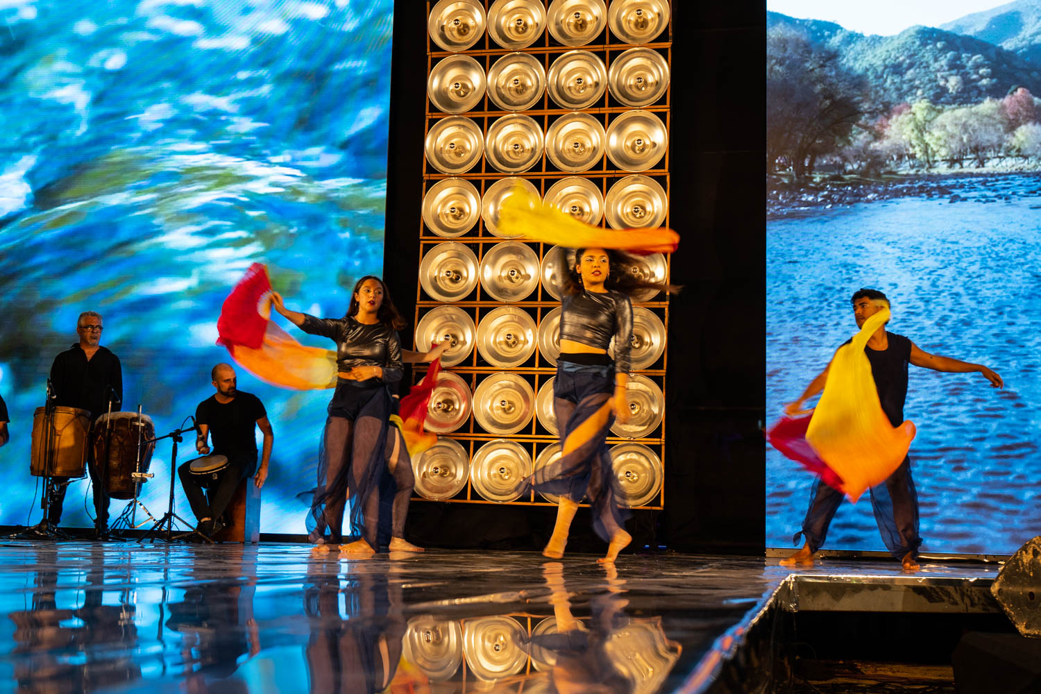 Santa Rosa Brilla, arte y moda en el Paseo del Remanso - TURISMO ...